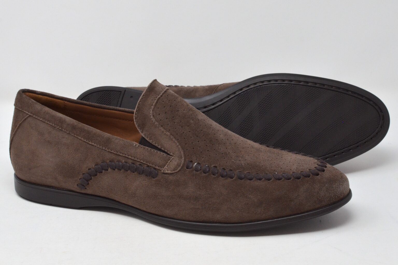 革製品専門会社のHMトレーディング | HM TRADING CO.,LTD