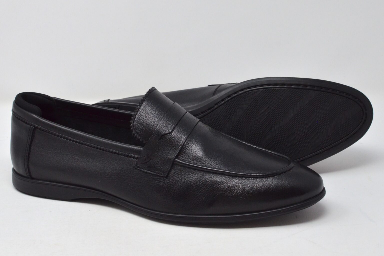 革製品専門会社のHMトレーディング | HM TRADING CO.,LTD